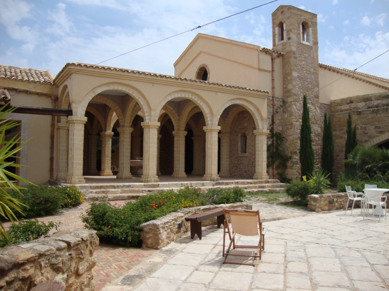 Baglio di San Vincenzo, Menfi, Agrigento, Cantina